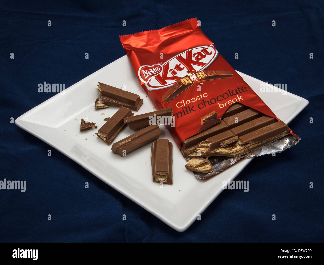 Have a break have a kit kat hi-res stock photography and images - Alamy