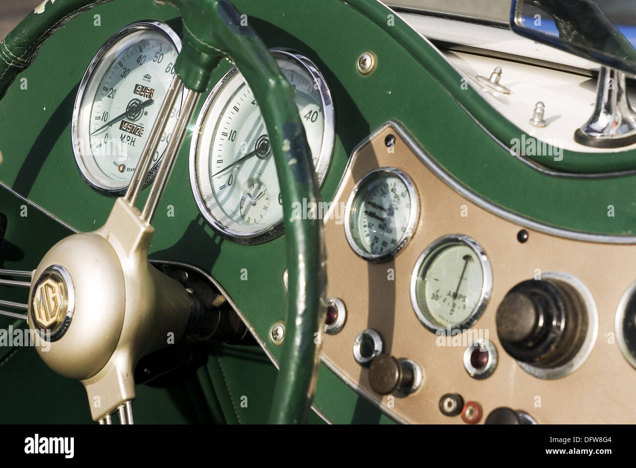 Dashboard 1950 hi-res stock photography and images - Alamy