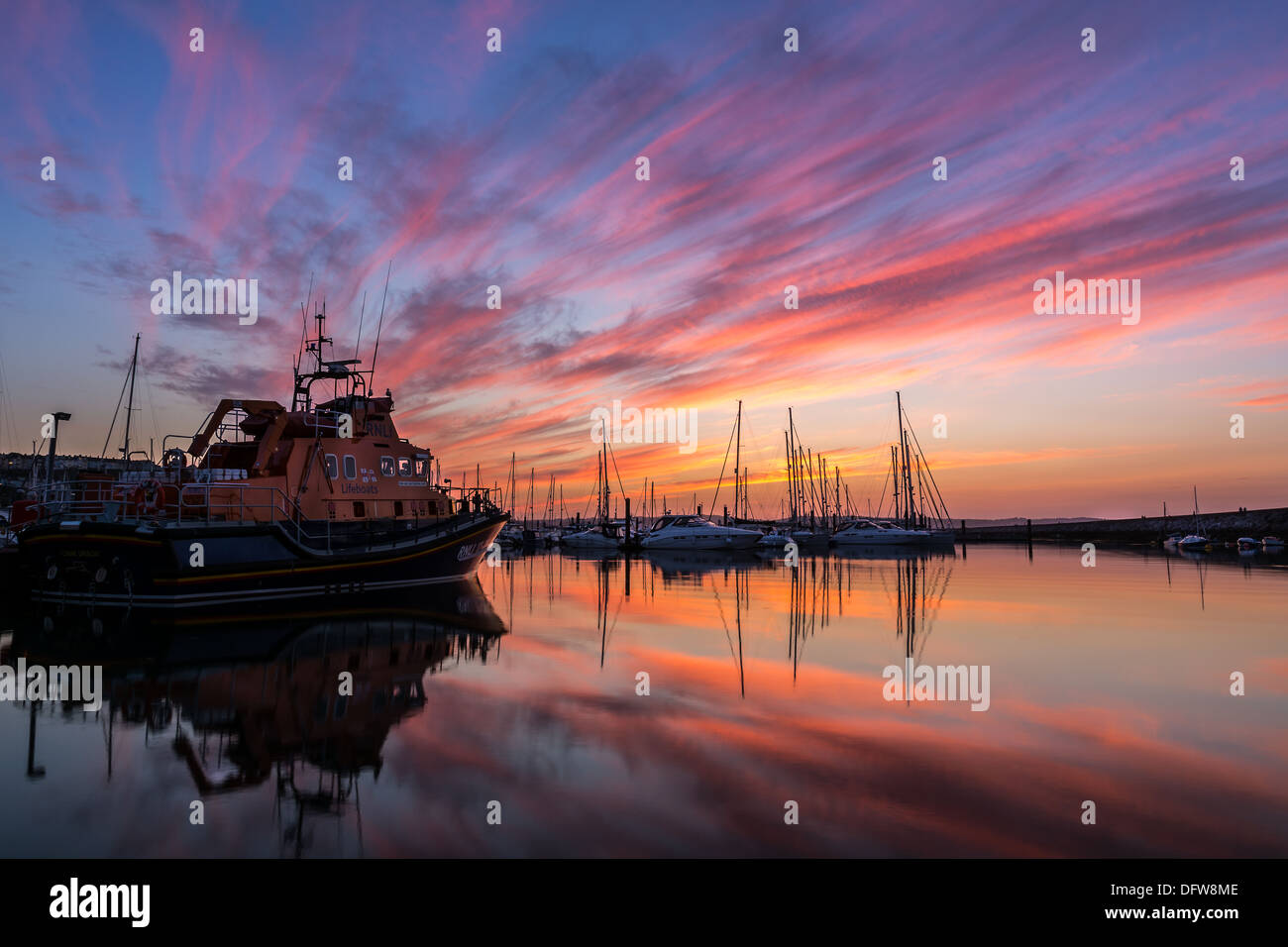Brixham Harbour At Night High Resolution Stock Photography and Images ...