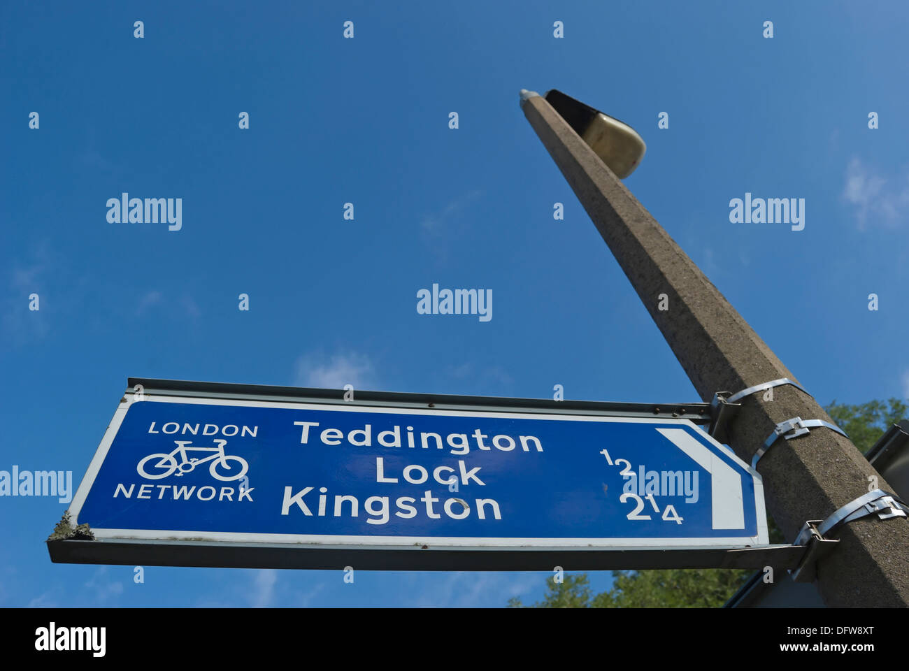 london cycle network sign showing direction and distances to teddington ...