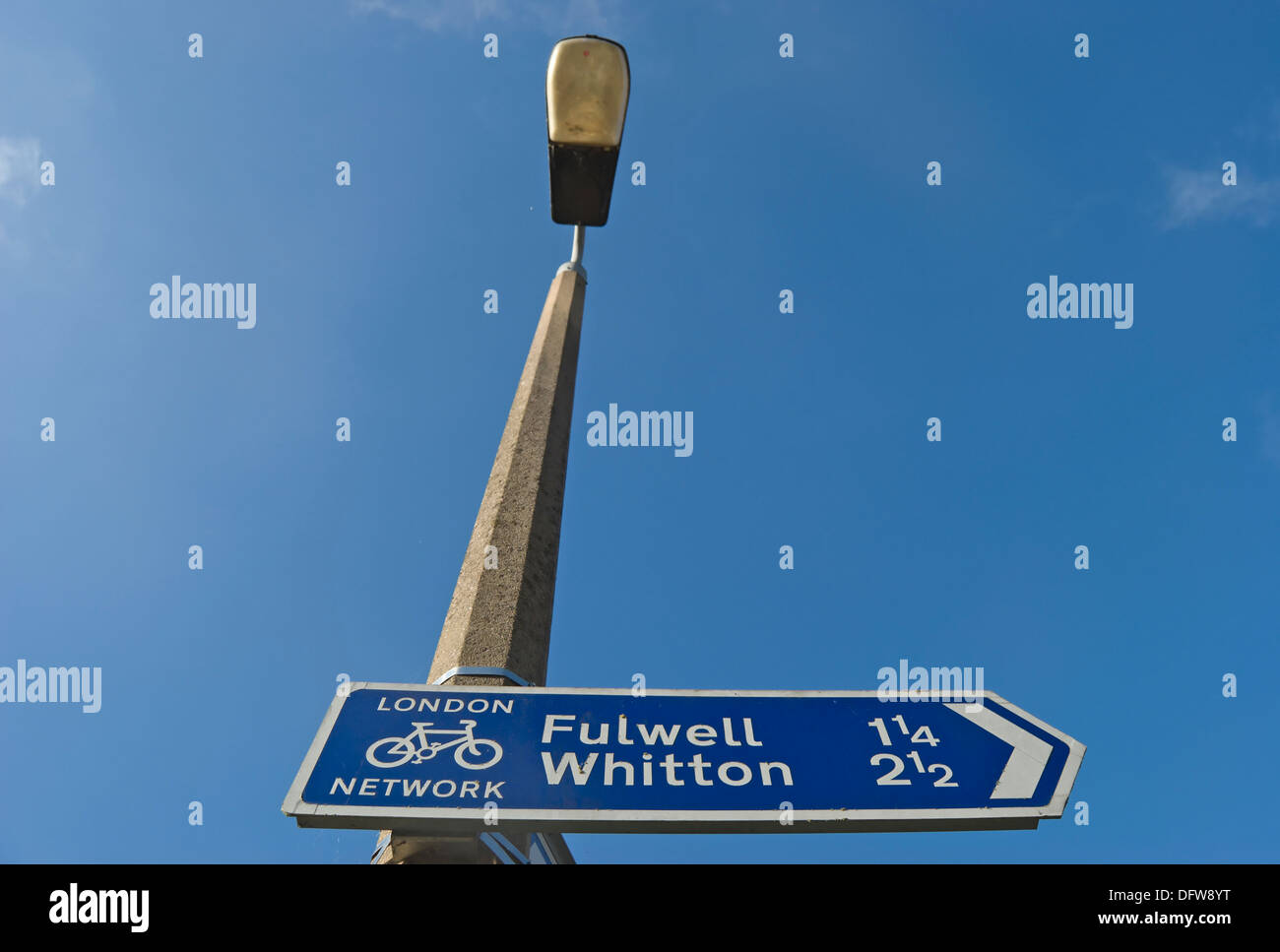 london cycle network sign showing direction and distances to fulwell ...