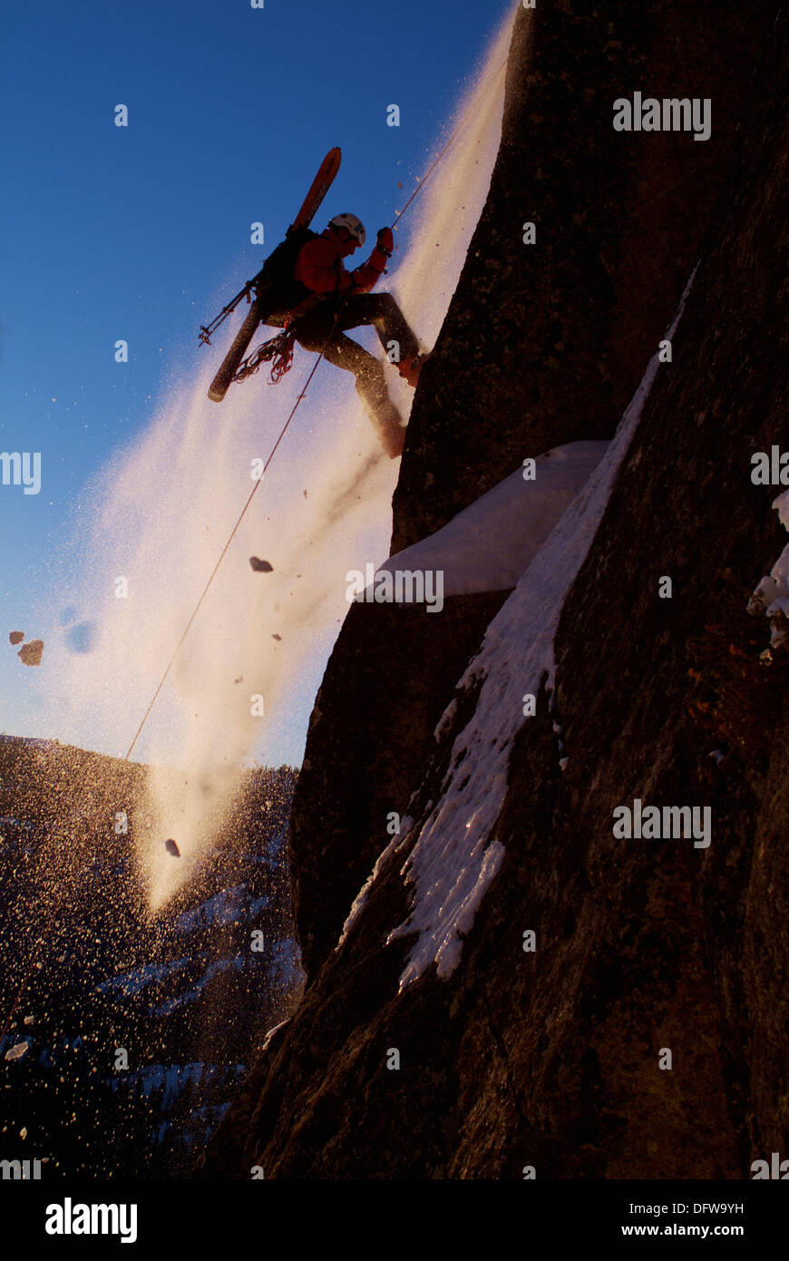 Rappel and ski hi-res stock photography and images - Alamy