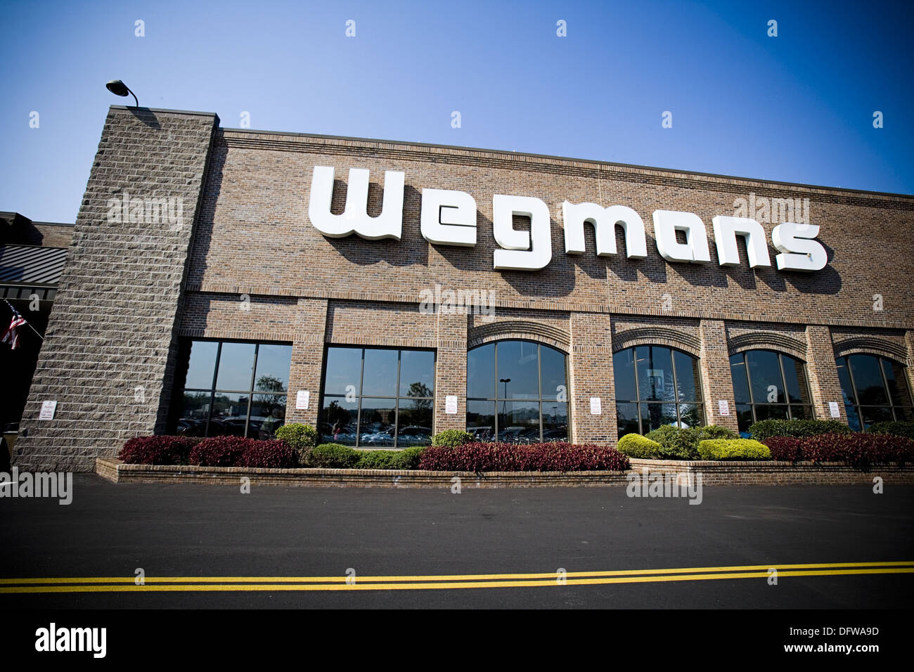 Wegmans High Resolution Stock Photography and Images - Alamy