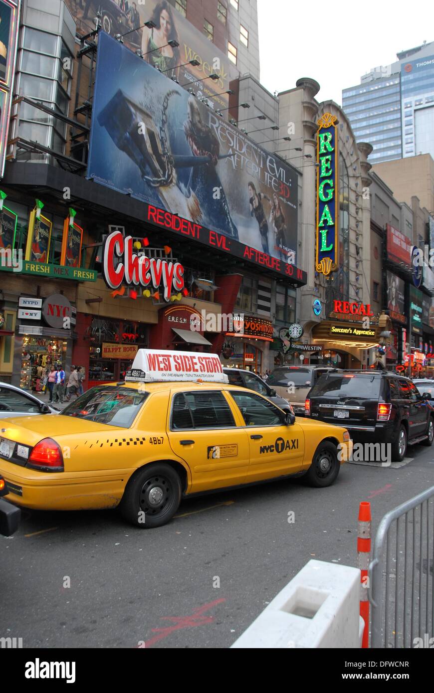 West Forty Broadway High Resolution Stock Photography and Images - Alamy