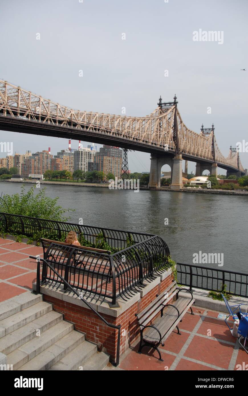 Mayor street upper bridge hi-res stock photography and images - Alamy