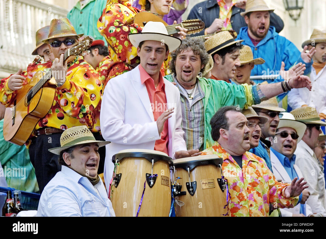 Cadiz carnival parade hi-res stock photography and images - Alamy