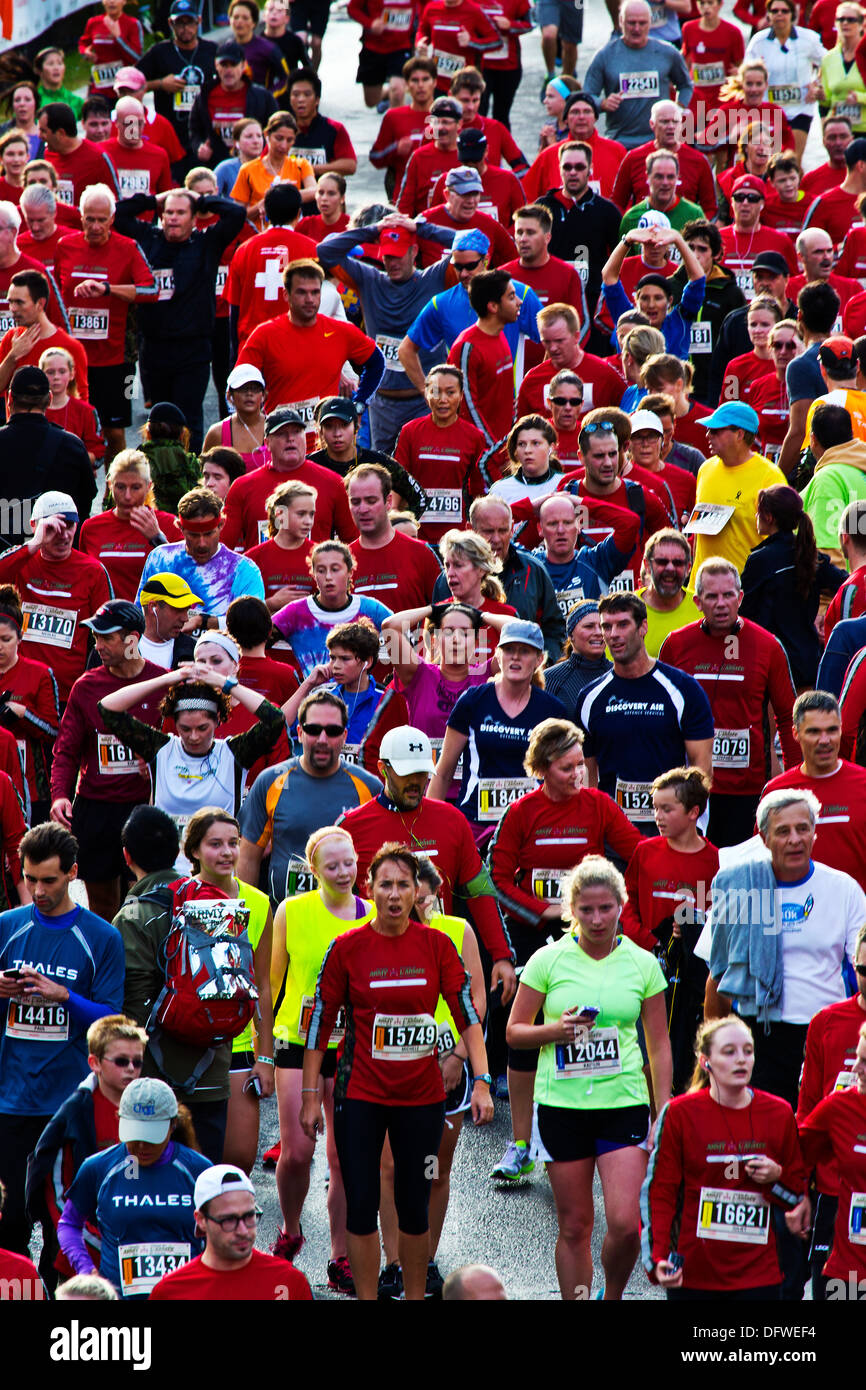 Army marathon hi-res stock photography and images - Alamy