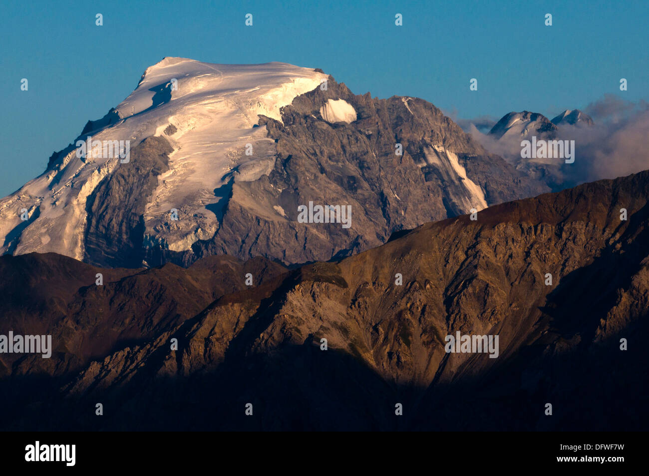Ortles mount hi-res stock photography and images - Alamy