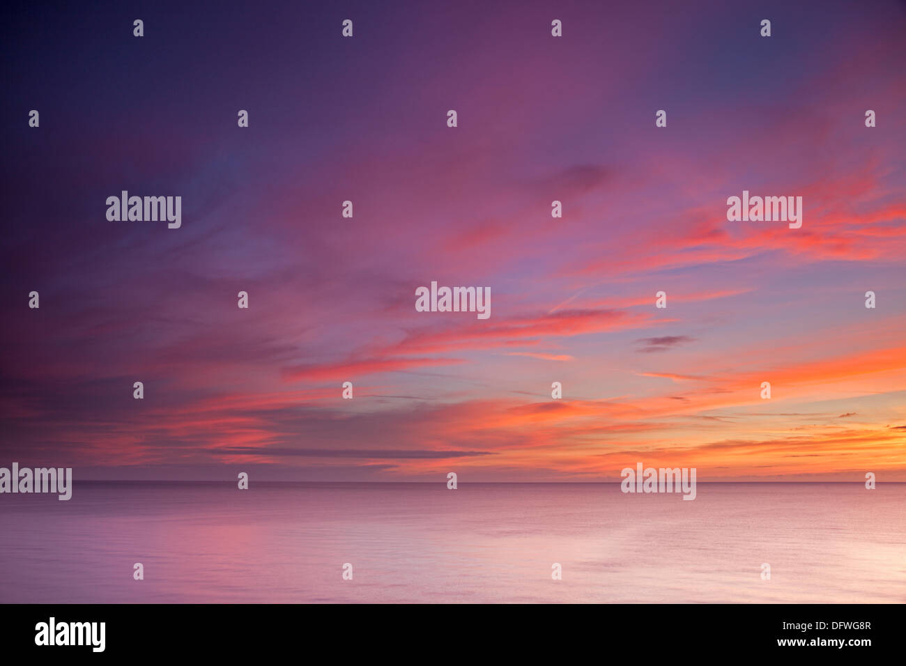 Incredible Display of Pre-Dawn Colour & LIght off the English East ...