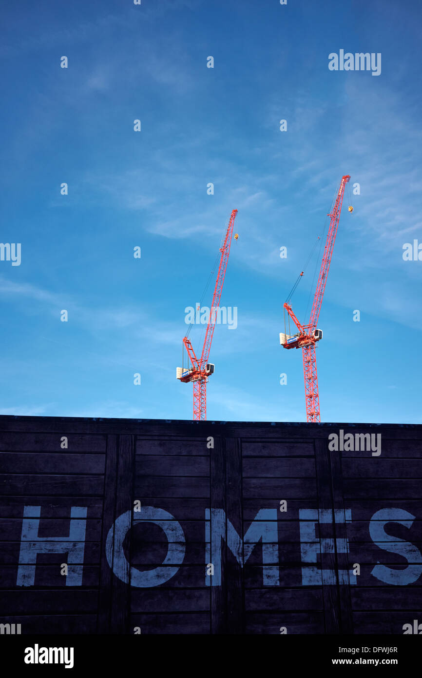 Construction site - New Builds - New Homes Stock Photo - Alamy