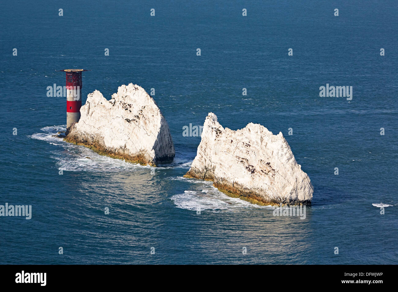 Isle of Wight the Needles rocks and lighthouse Stock Photo - Alamy