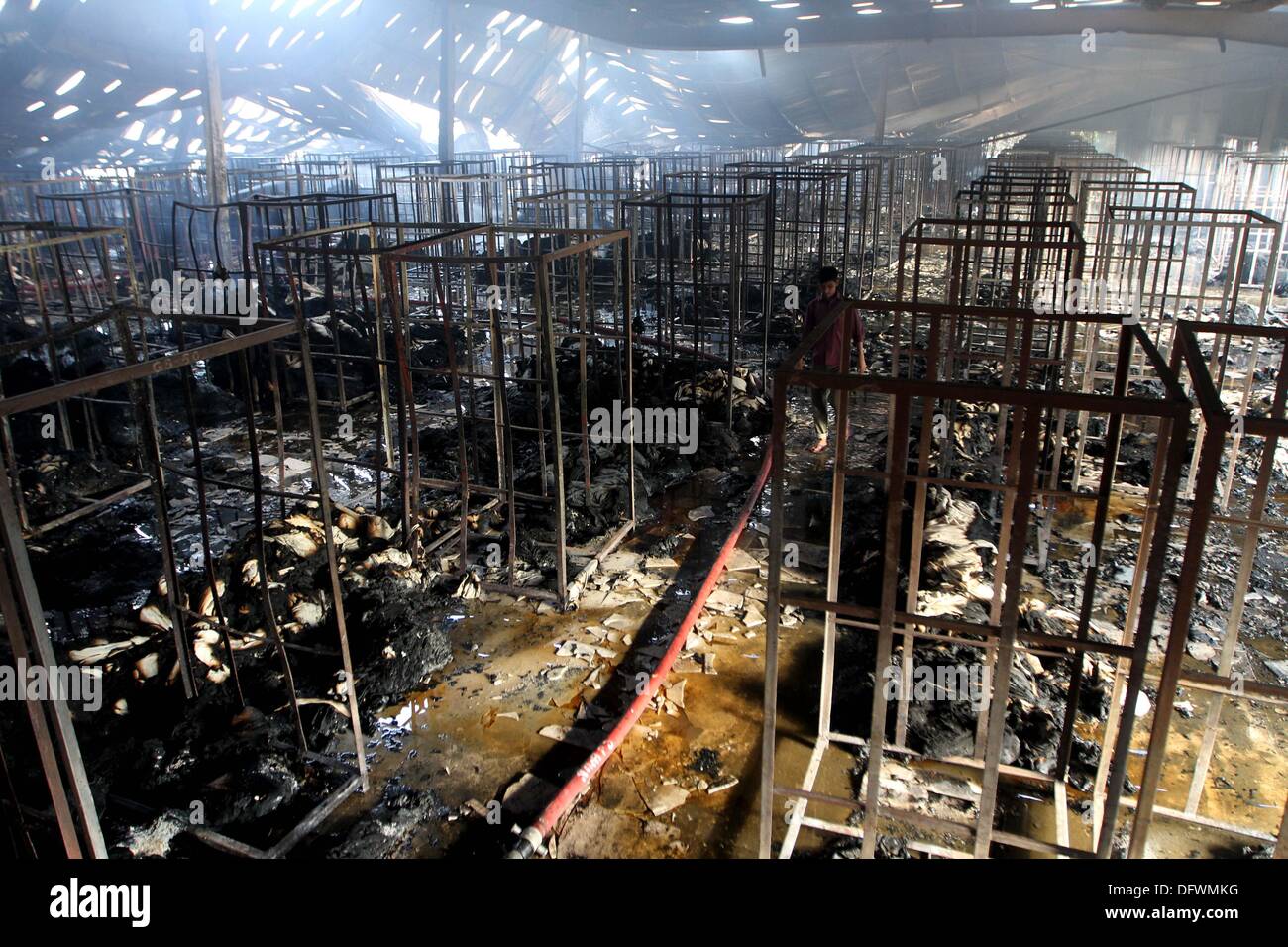 Burned Out Factory Stock Photos & Burned Out Factory Stock Images - Alamy
