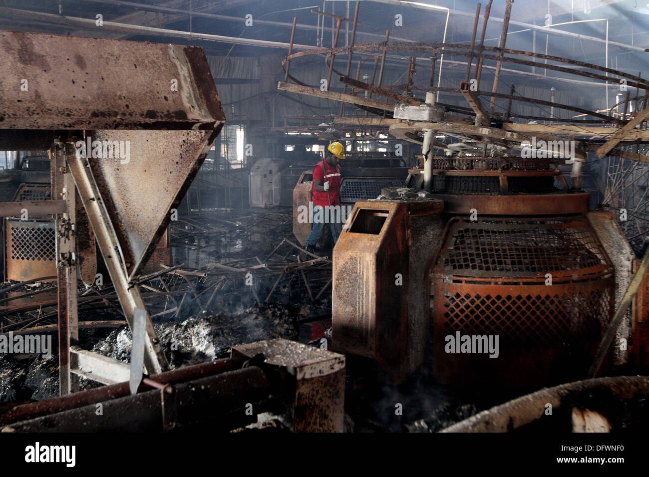 Burned Out Factory Stock Photos & Burned Out Factory Stock Images - Alamy