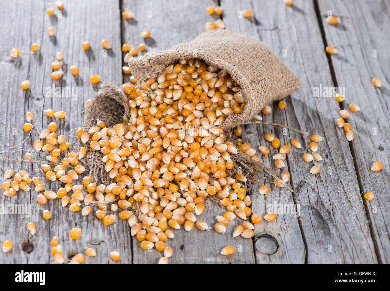 Dried maize hi-res stock photography and images - Alamy