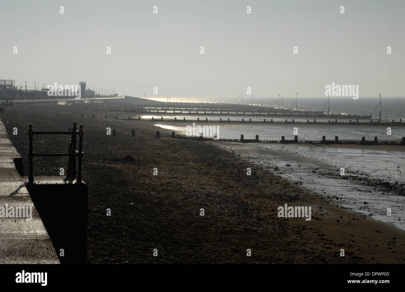 Hunstanton beach promenade hi-res stock photography and images - Alamy