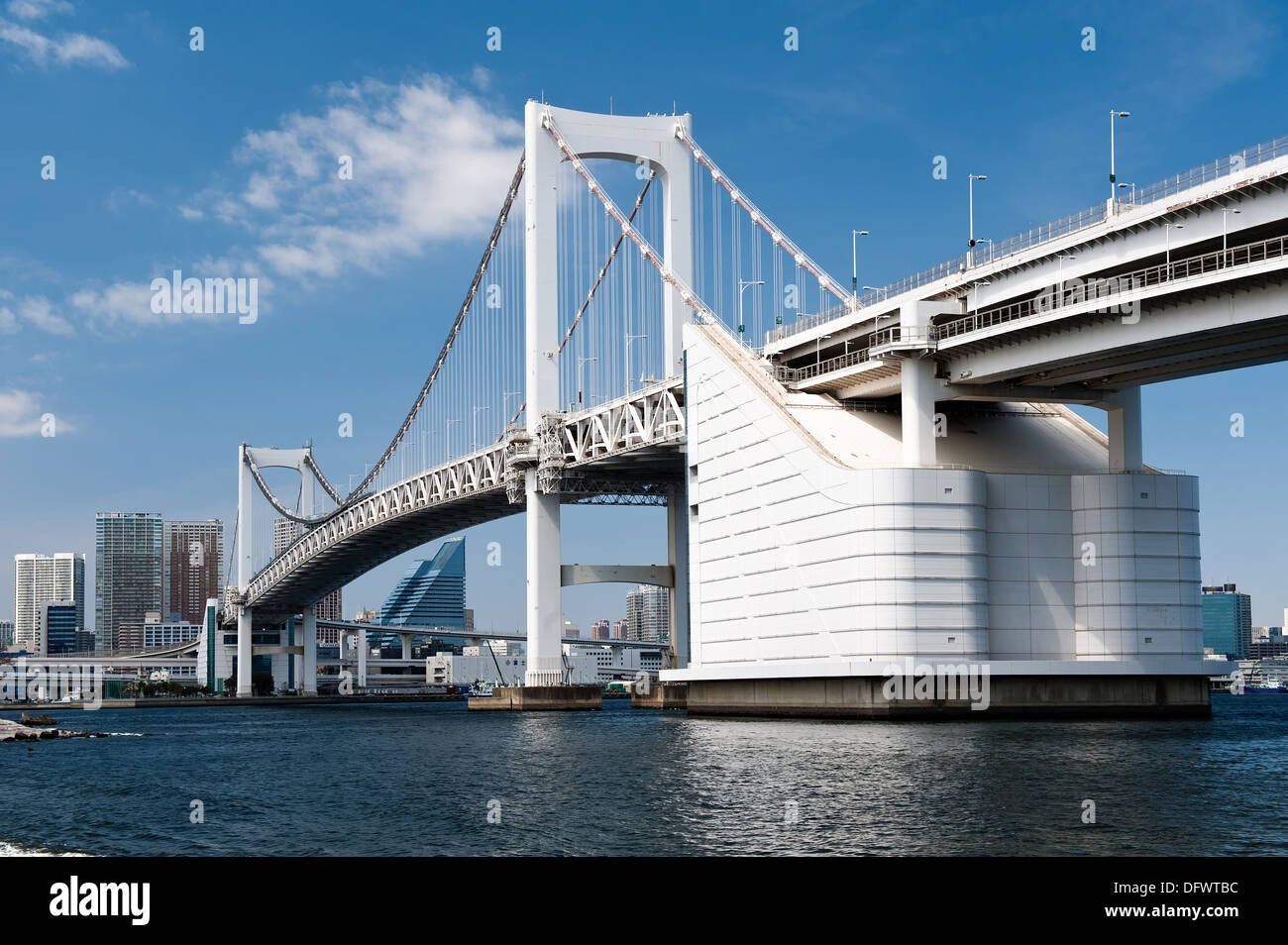 Rainbow Bridge in Odaiba, Tokyo Stock Photo - Alamy