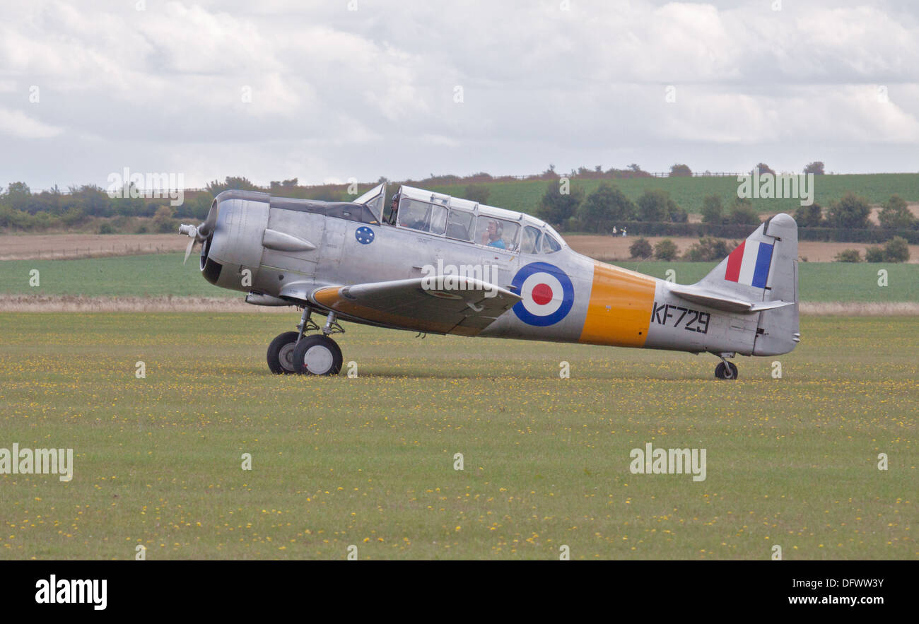 North american aviation t 6 texan hi-res stock photography and images ...
