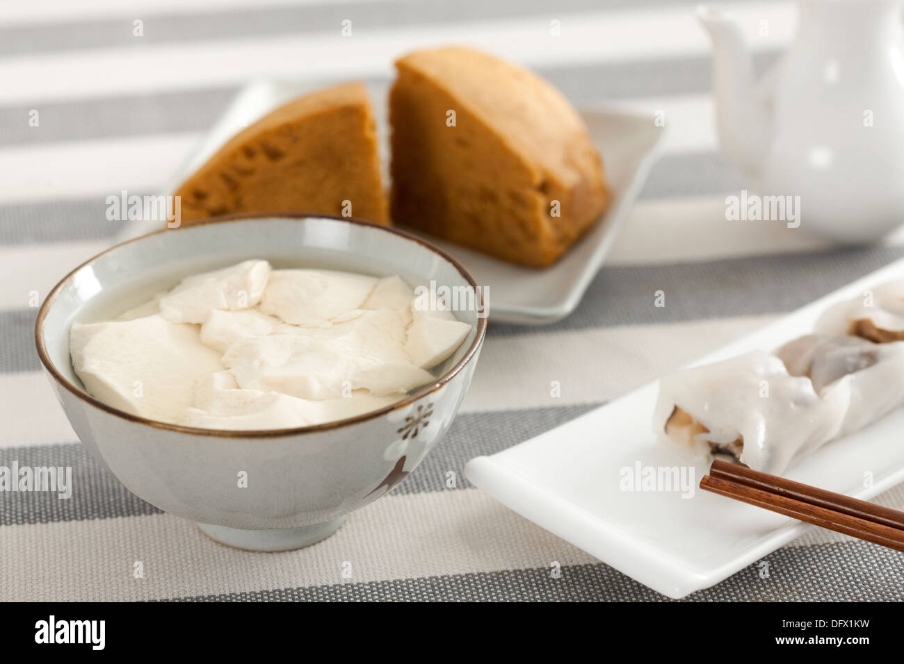 Various Chinese food Stock Photo - Alamy