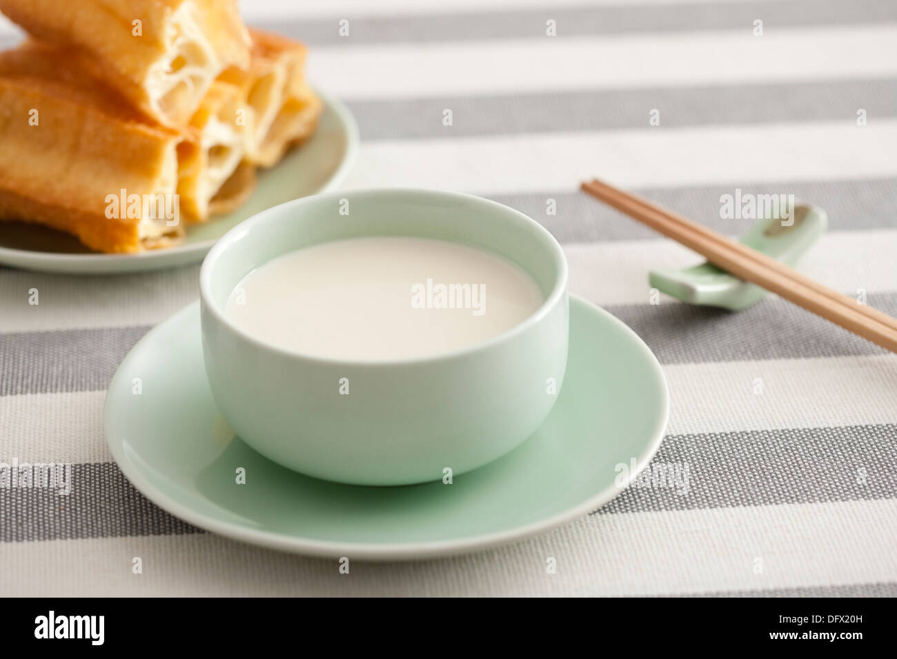 Soybean meals hi-res stock photography and images - Alamy