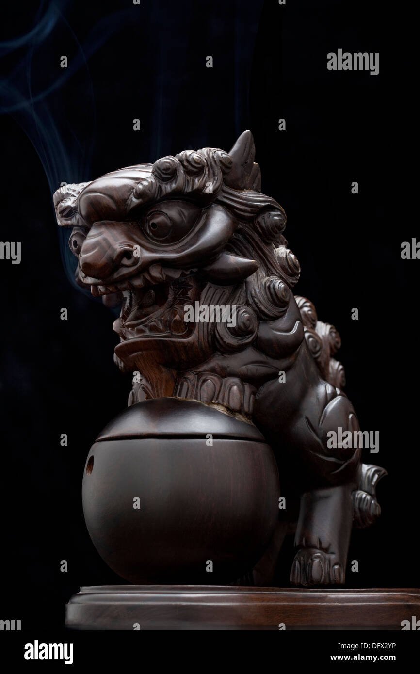 Traditional Chinese censer Stock Photo - Alamy