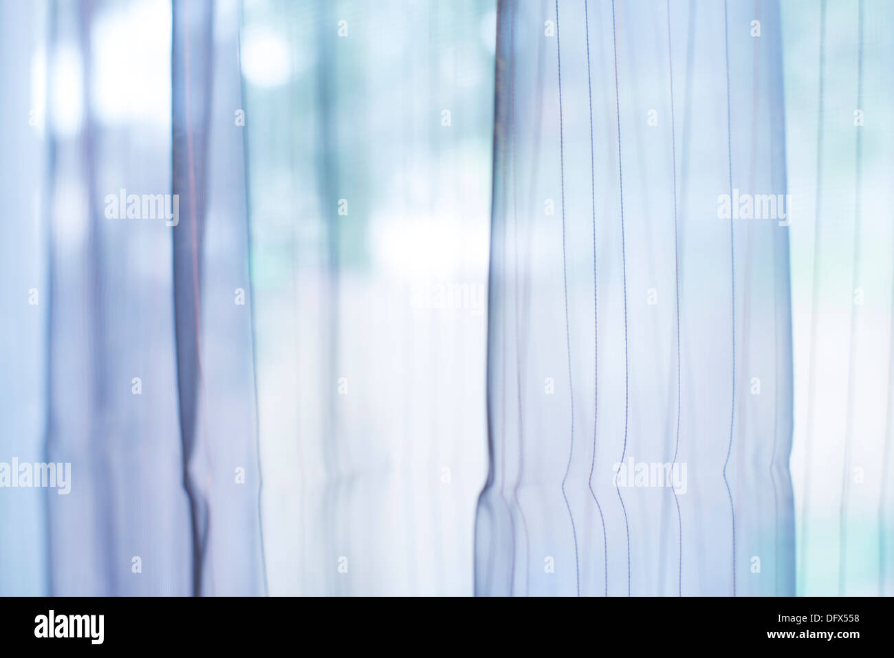 White curtain room background hi-res stock photography and images - Alamy