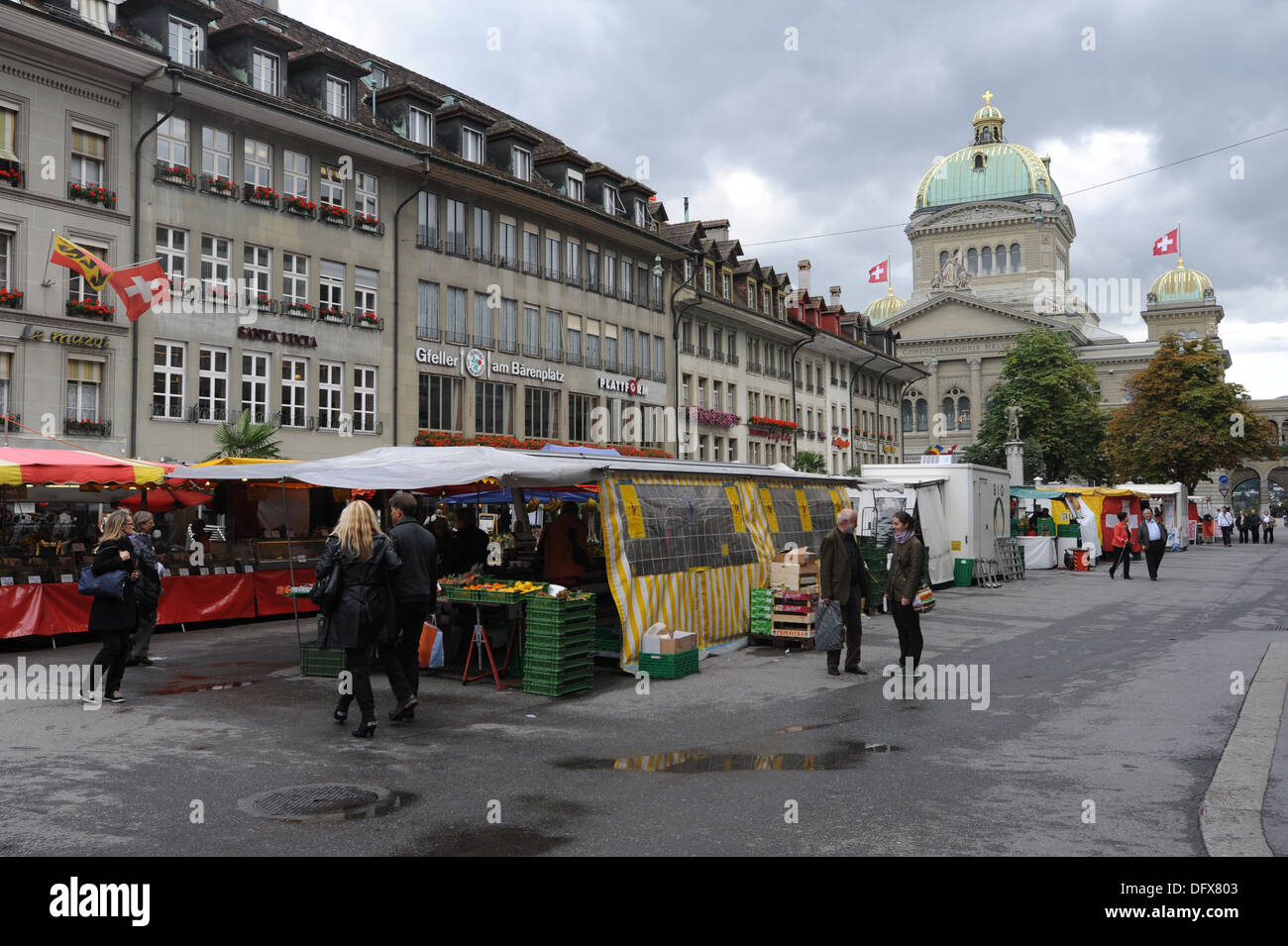 Bern square hi-res stock photography and images - Alamy