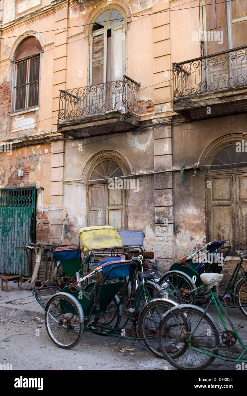 Group cyclos hi-res stock photography and images - Alamy