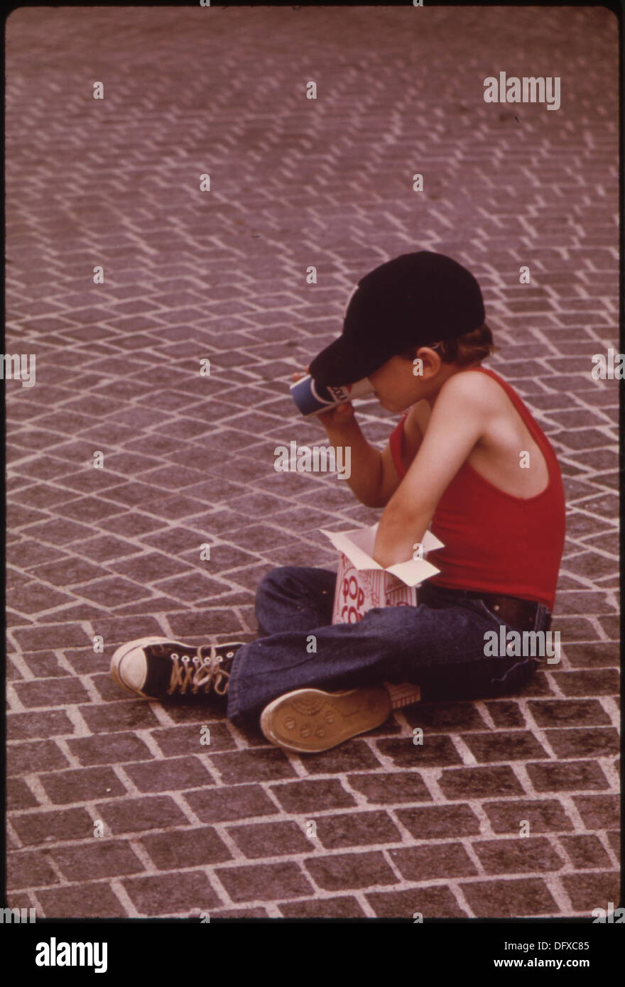 Go down to history hi-res stock photography and images - Alamy