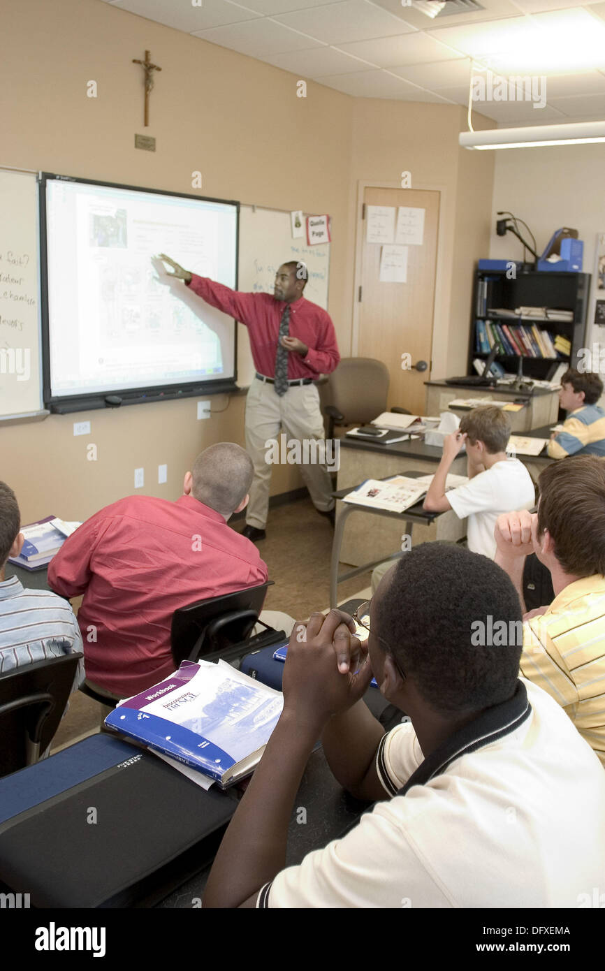 African boy class note hi-res stock photography and images - Alamy