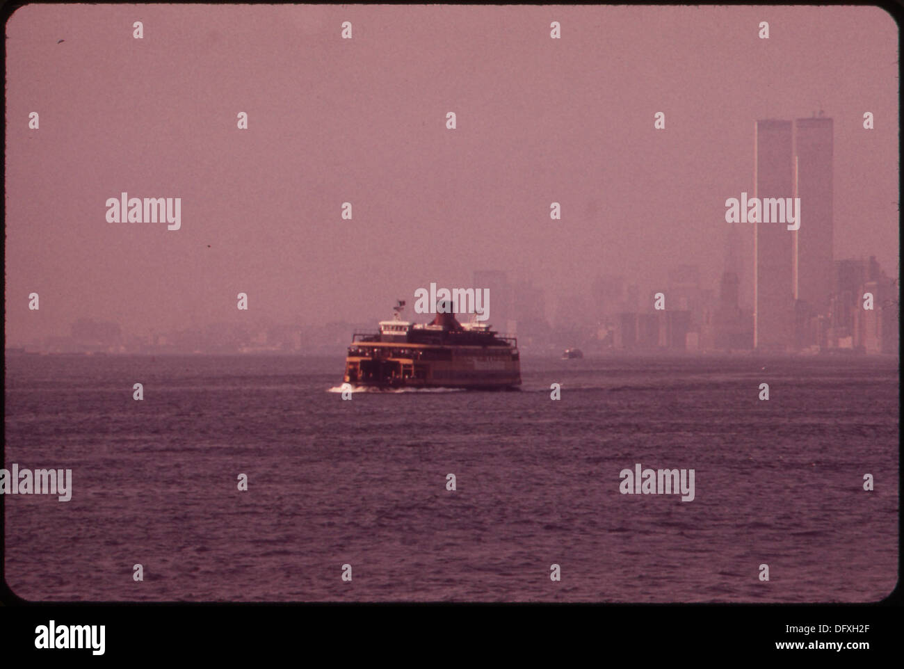 1970s manhattan skyline hi-res stock photography and images 1970s manhattan skyline hi-res stock photography and images