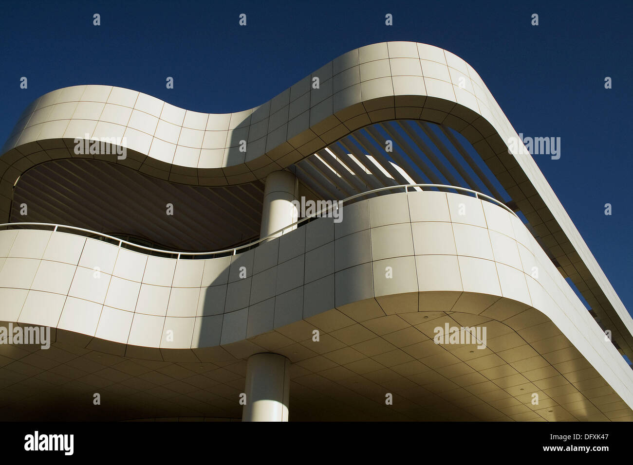 Architect richard meier getty center hi-res stock photography and ...