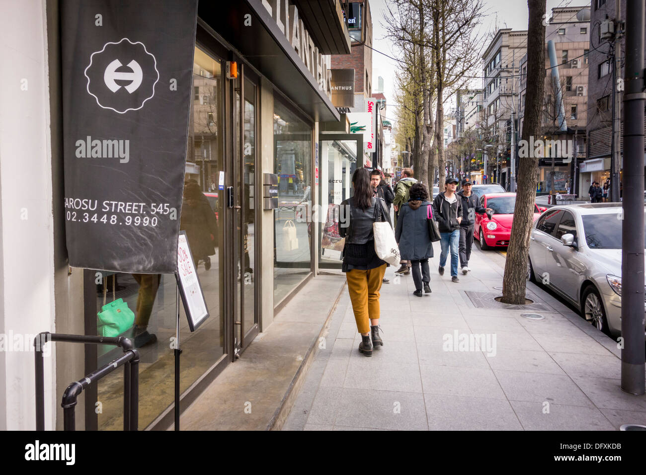 Garosu-gil, Seoul, Korea. This area is known for galleries, trendy ...