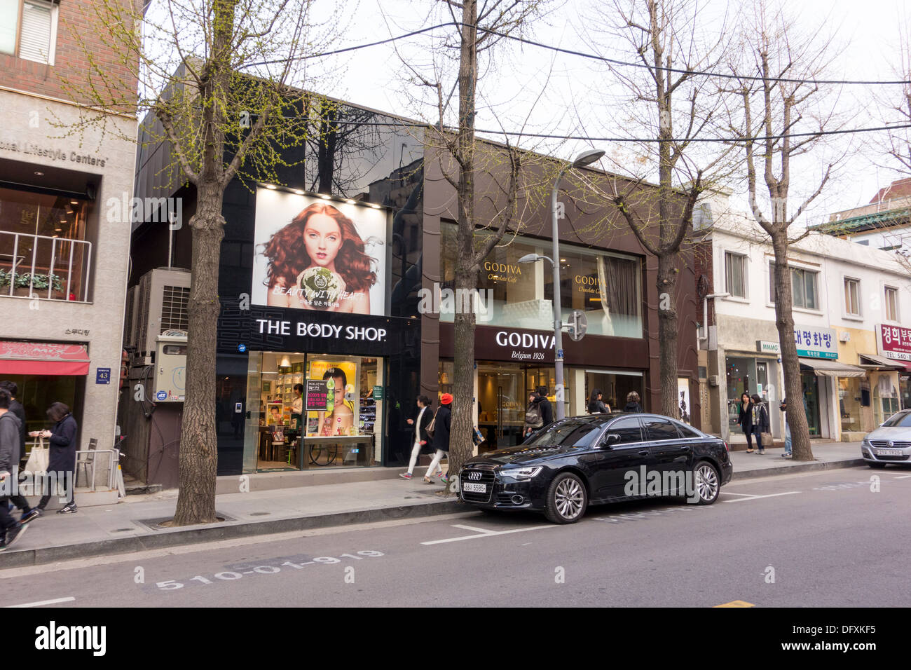 Garosu-gil, Seoul, Korea. This area is known for galleries, designer ...