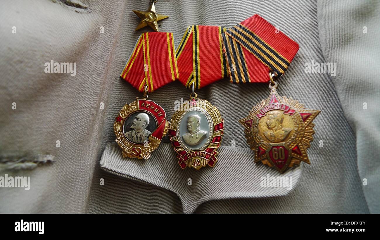 Russian medals military hi-res stock photography and images - Alamy