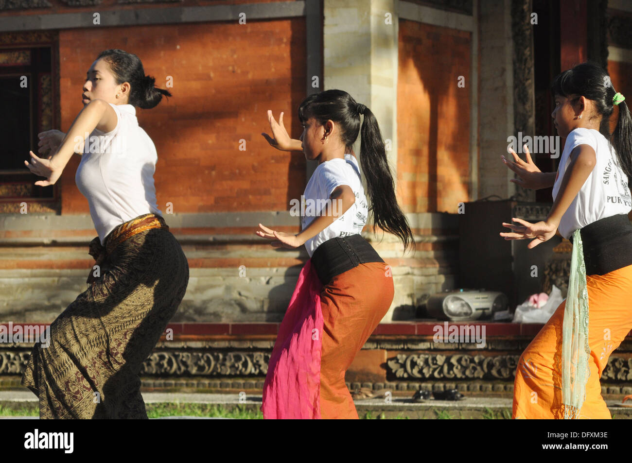 The dance lesson hi-res stock photography and images - Alamy