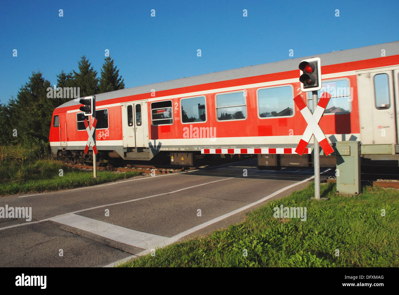 Restricted level crossing hi-res stock photography and images - Alamy