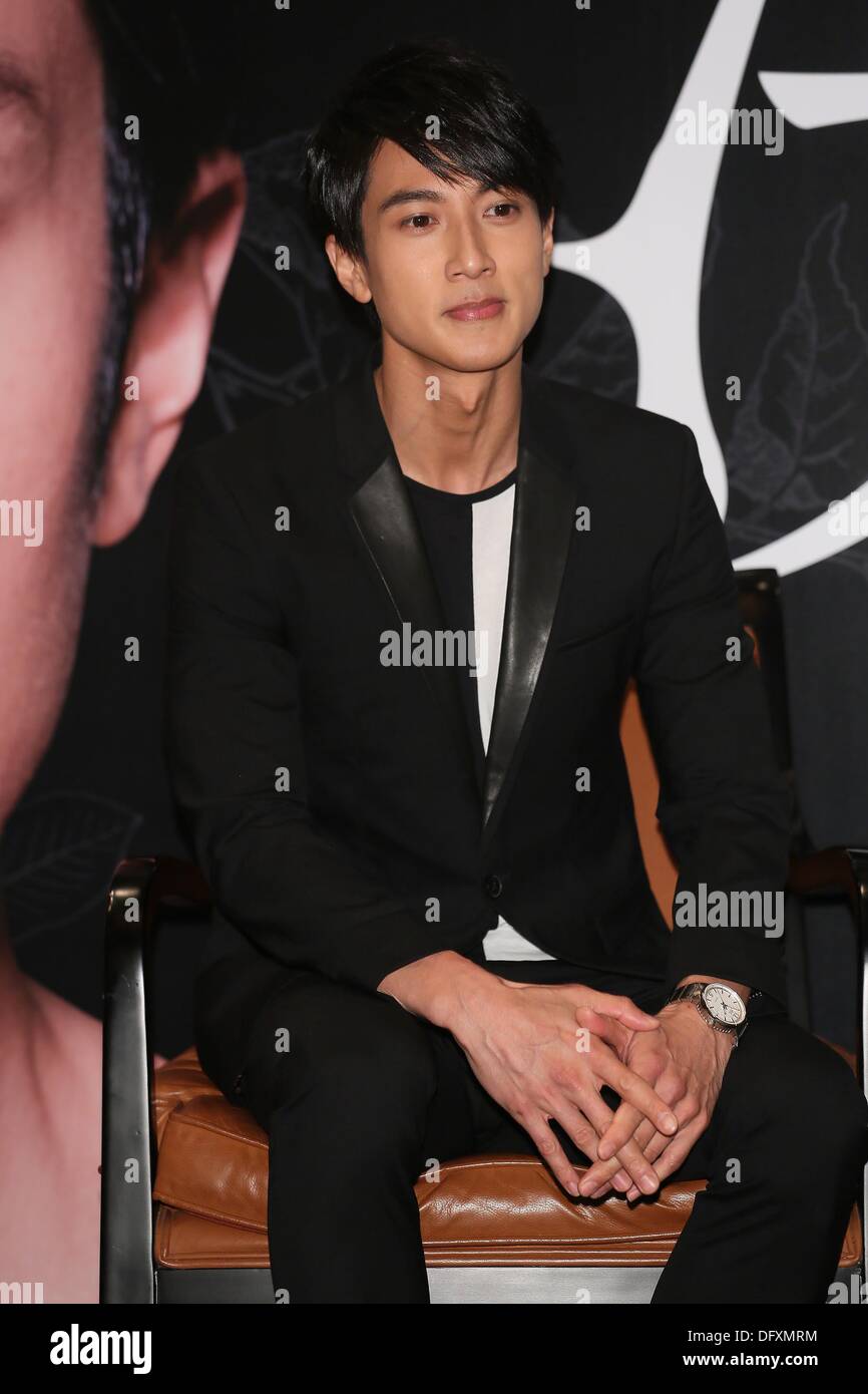 Taipei, China. 2nd Oct, 2013. Actress Chun Wu releases new book in Taipei, China on Wednesday ...