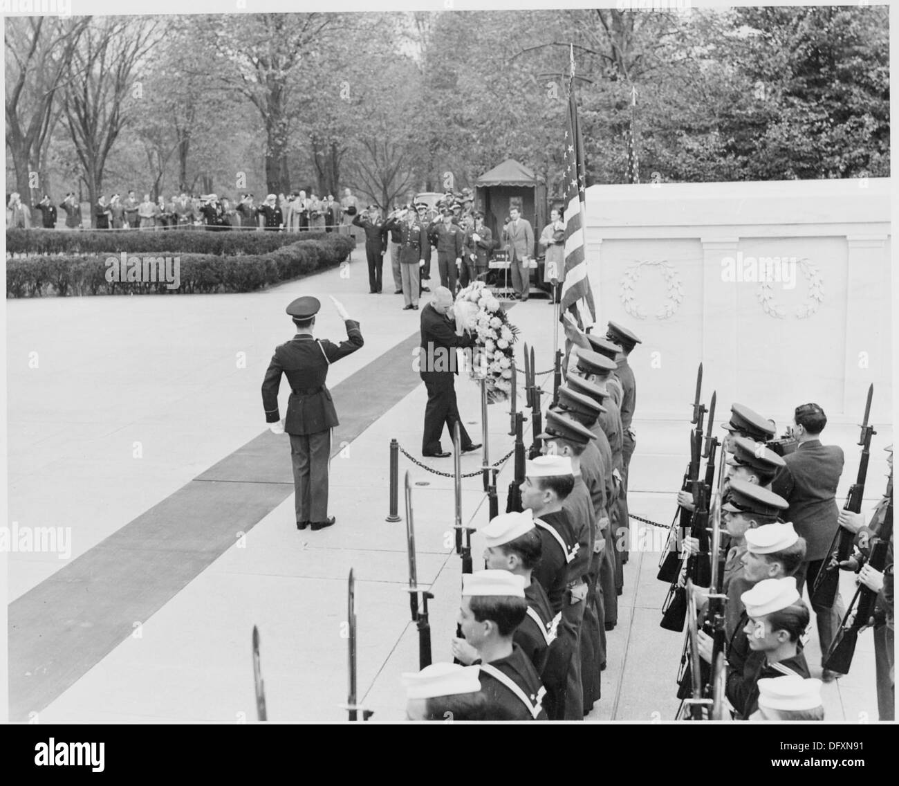 President Harry S. Truman laying a wreath at the Tomb of the Unknown ...