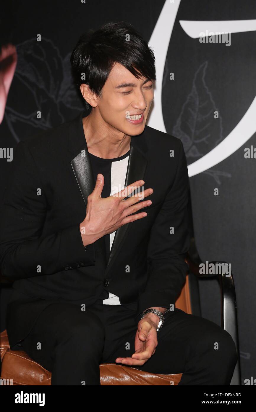 Taipei, China. 2nd Oct, 2013. Actress Chun Wu releases new book in ...