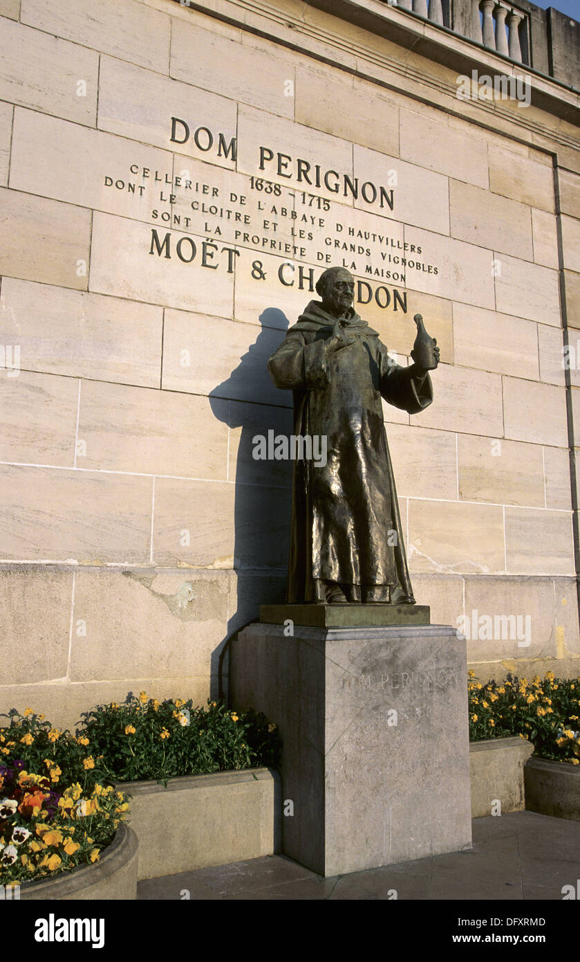 Dom perignon statue hi-res stock photography and images - Alamy