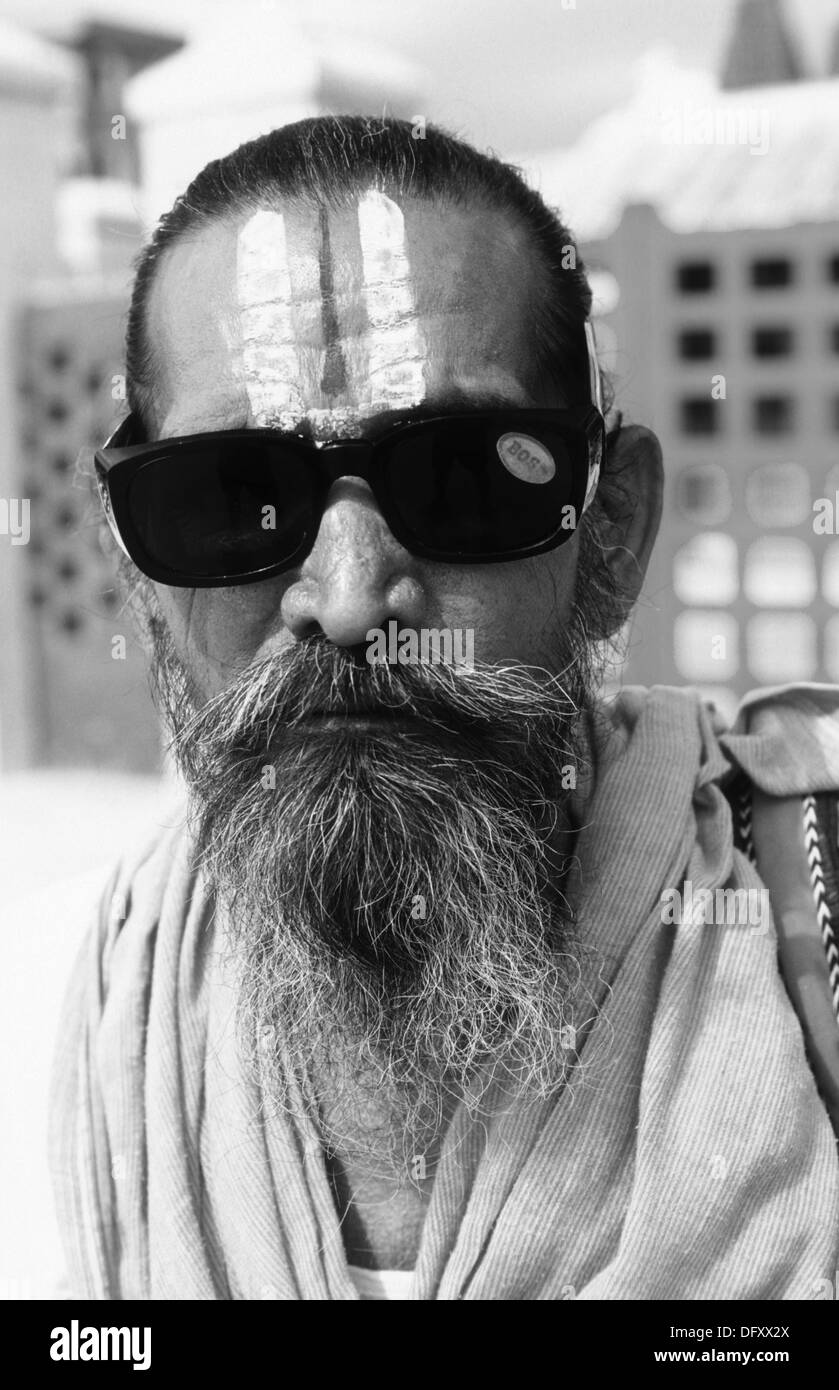 Hindu ritual india Black and White Stock Photos & Images - Alamy