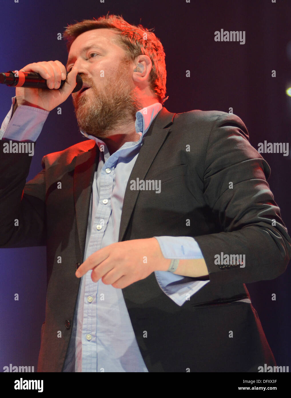Guy Garvey from the British band Elbow at Jodrell Bank Observatory in ...