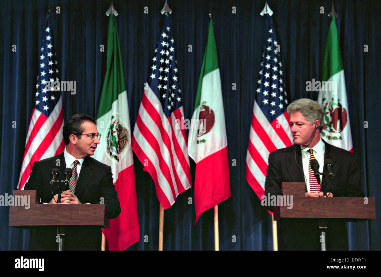 US President Bill Clinton during a joint press conference with Mexican ...