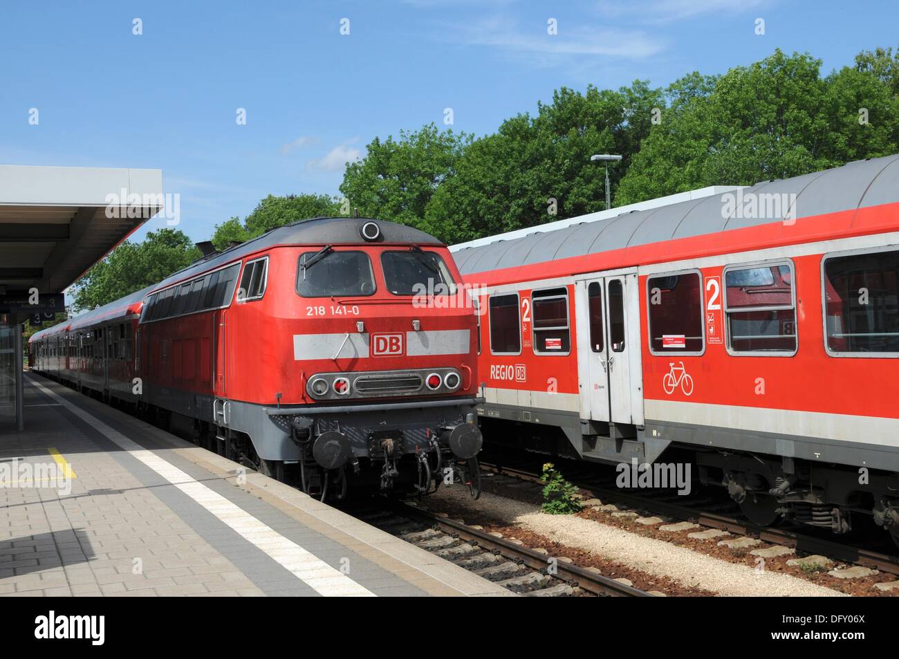 Regional train deutsche bahn diesel hi-res stock photography and images ...
