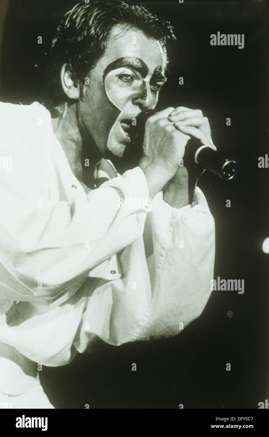 Peter gabriel rock musician hi-res stock photography and images - Alamy