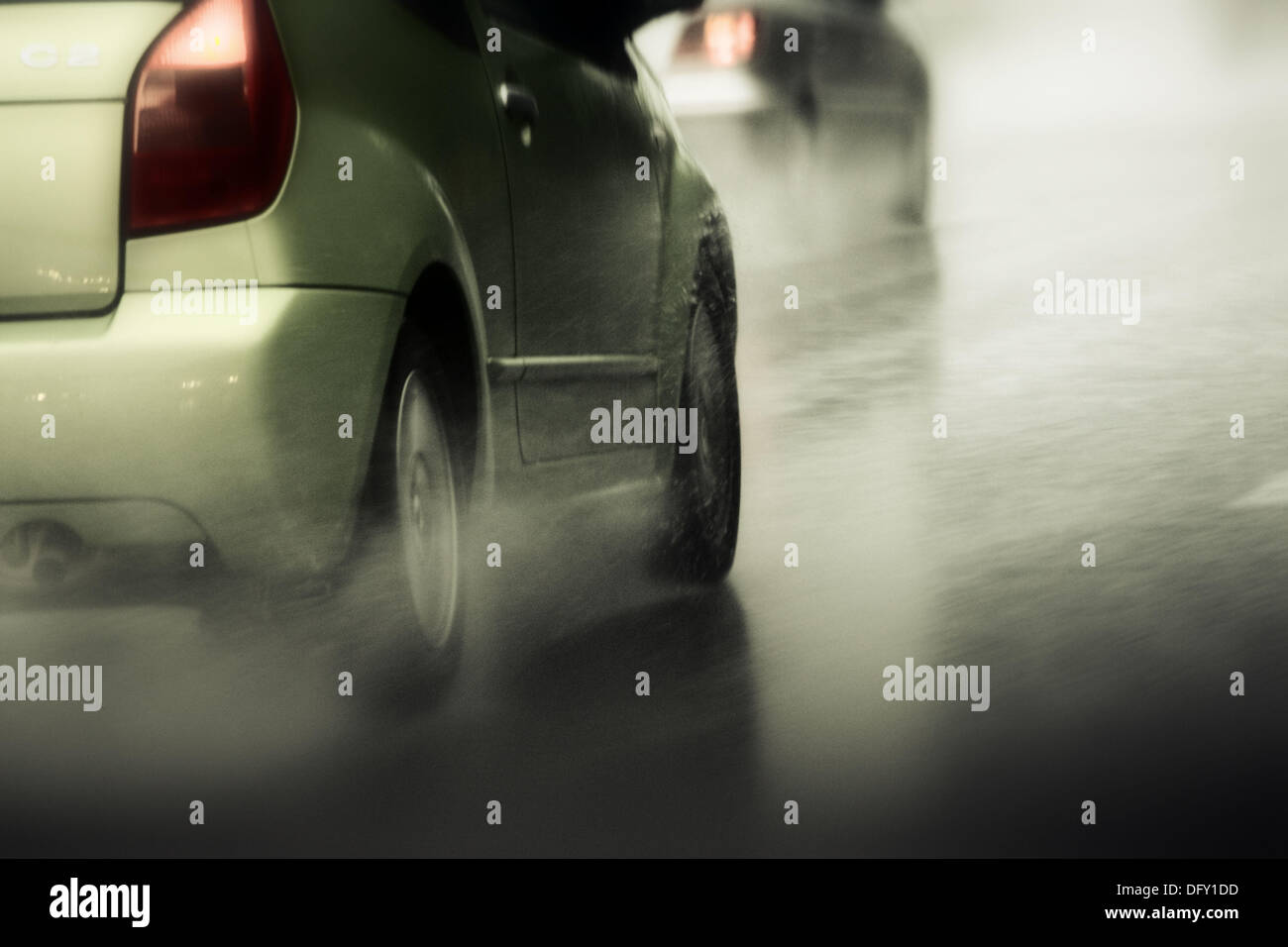 Por la lluvia hi-res stock photography and images - Alamy