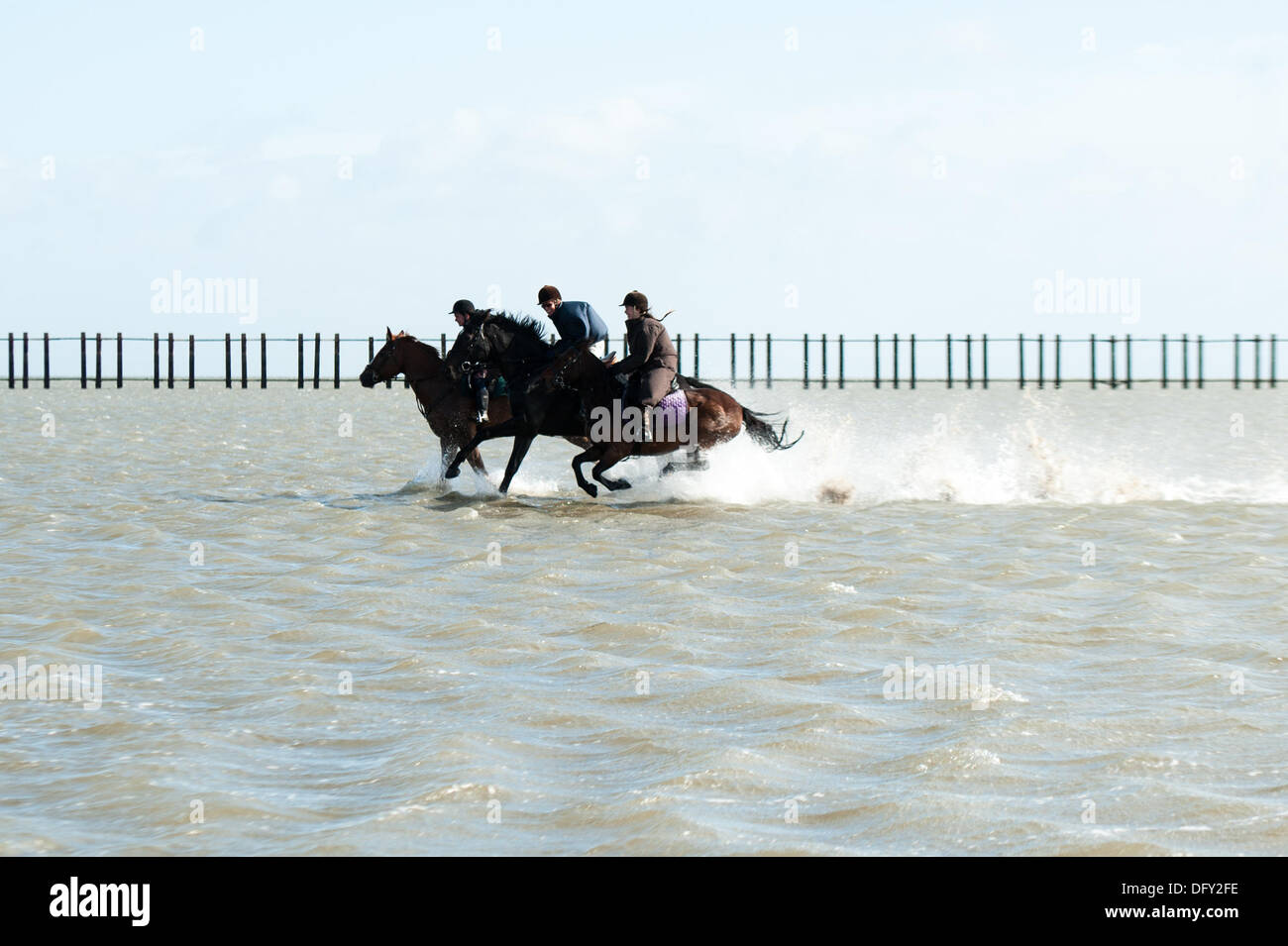 Maplin sands shoeburyness essex 10th hi-res stock photography and ...