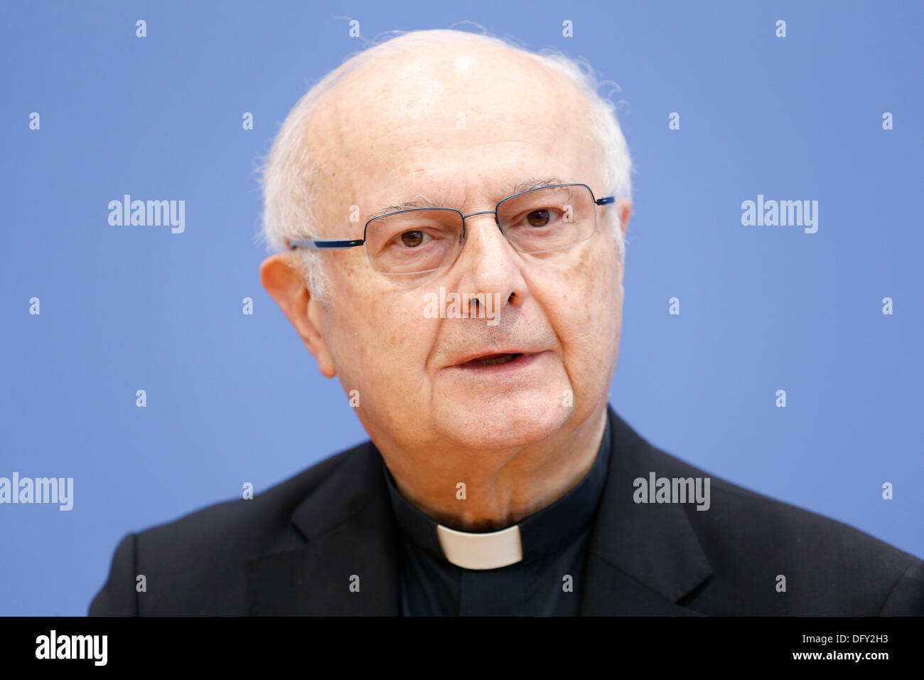 German bishops conference hi-res stock photography and images - Alamy