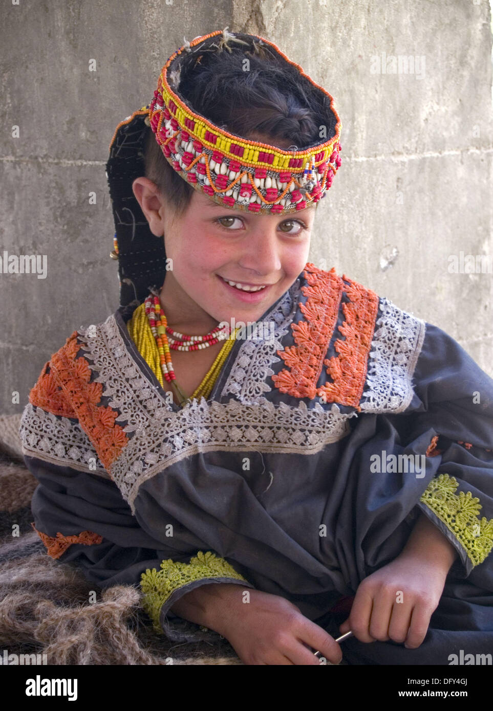 Kalasha girl pakistan hi-res stock photography and images - Alamy