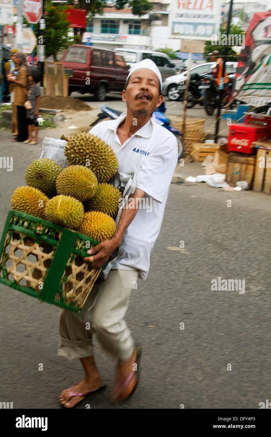 Durian market bali hi-res stock photography and images - Alamy